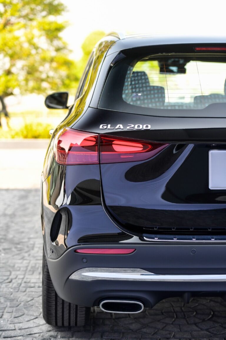 Mercedes-Benz GLA 200 AMG Dynamic 2024 (Facelift)
